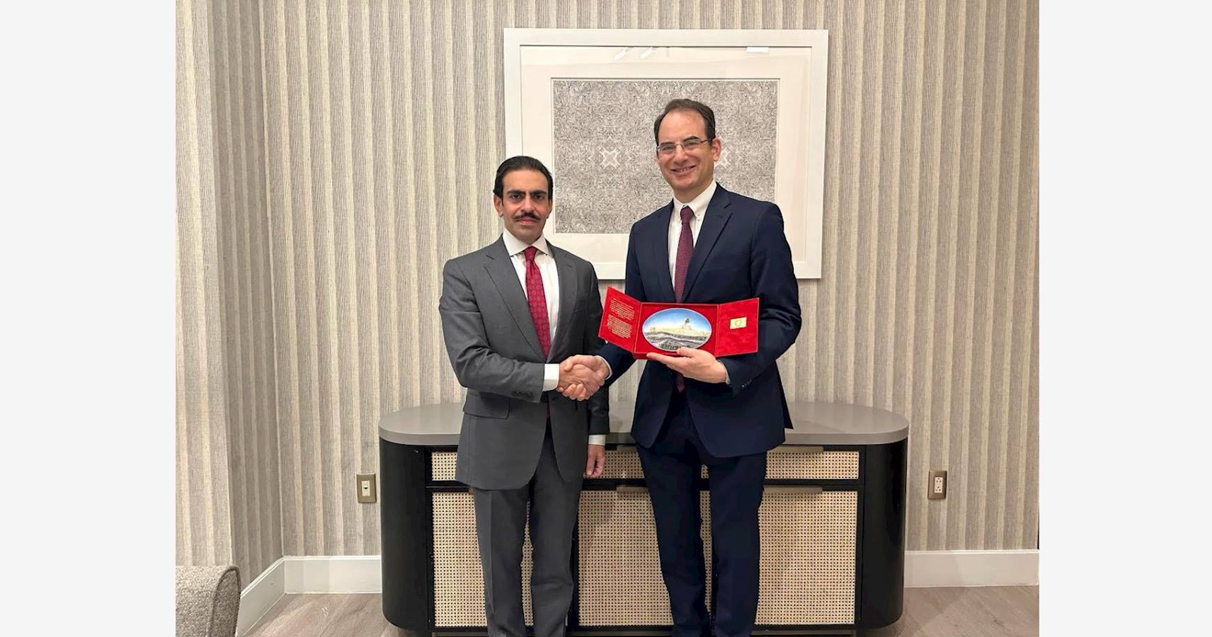 Bahrain Ambassador to Washington meets with officials during official ...