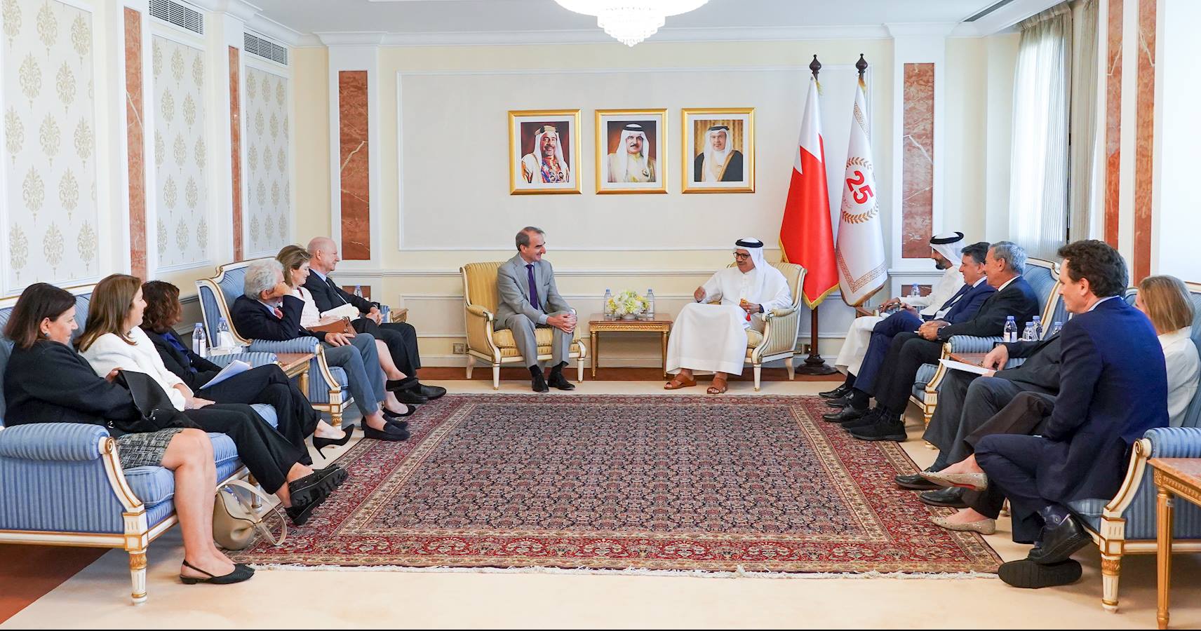 Foreign Minister receives AJC members