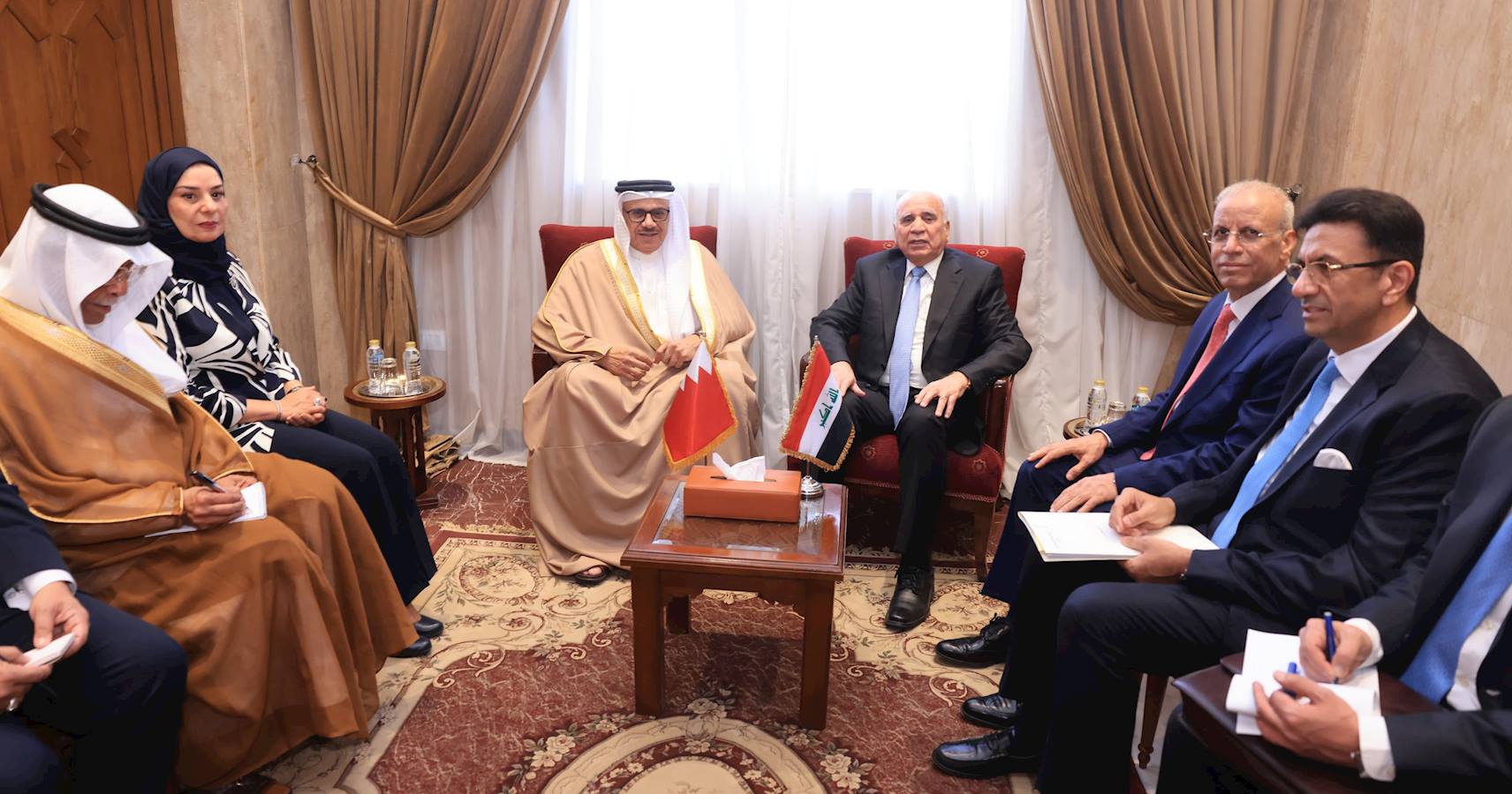 Foreign Minister meets Iraqi Deputy Prime Minister and Foreign Minister